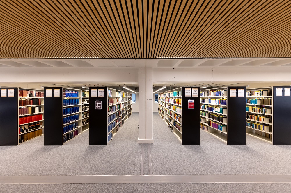 Integrated and indirect light enhances refurbished university building ...